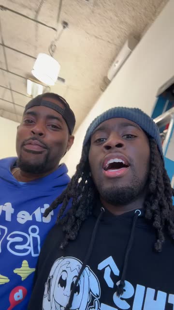 Snapchat - The fastest way to share a moment!