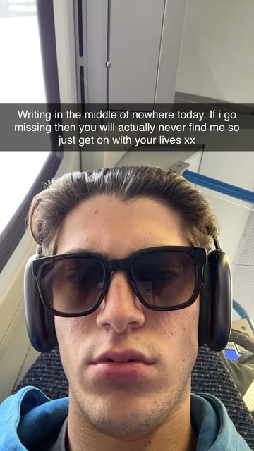 Pedro Santos (@pedro_santii) | Snapchat Stories, Spotlight & Lenses